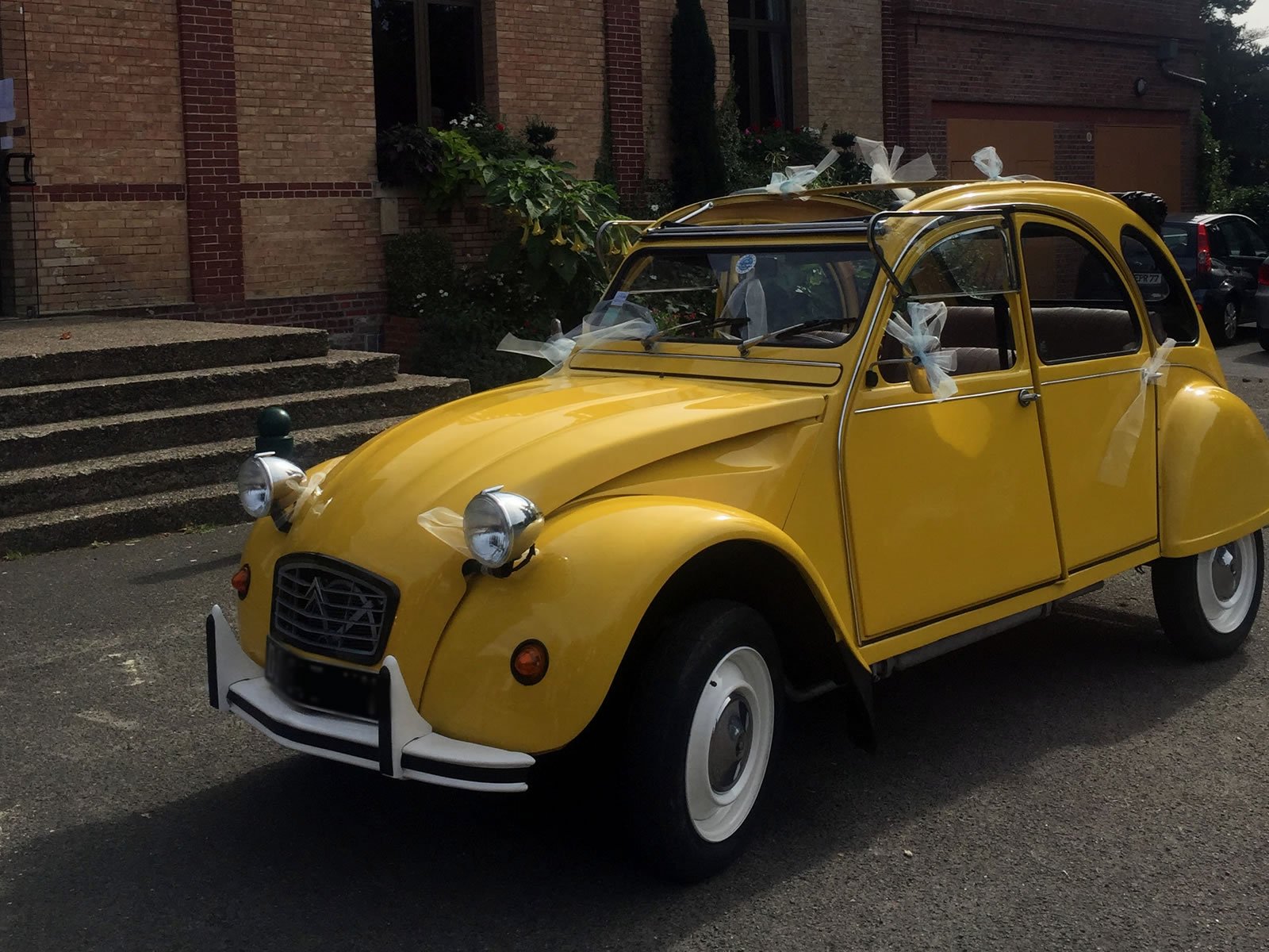 Location CITROËN 2CV avec Remorque de 1990 pour mariage - Oise